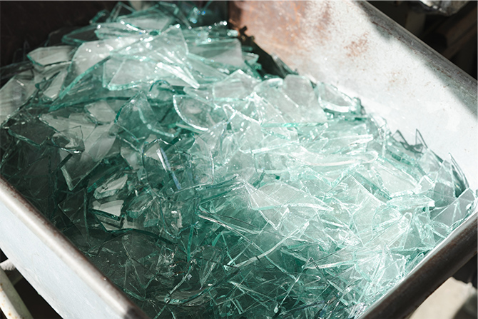 UNIQLO | LifeWear magazine | OKINAWA Discovering Blue