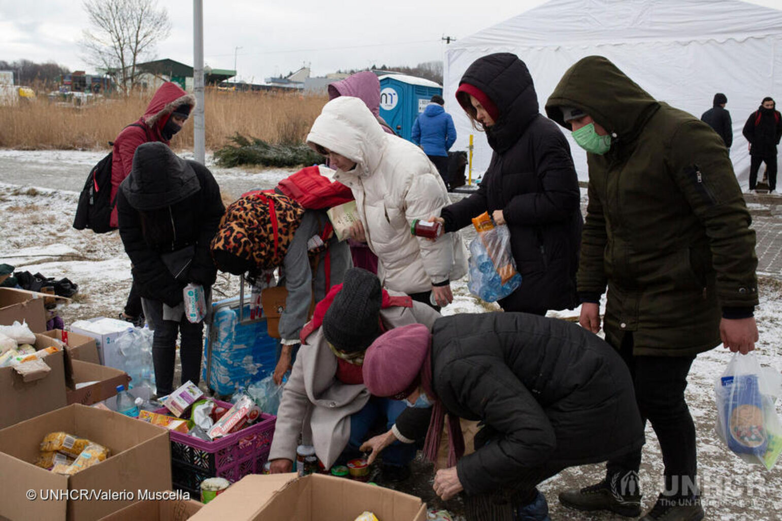 APOYANDO A UNHCR-ACNUR | UNIQLO TODAY | UNIQLO ES