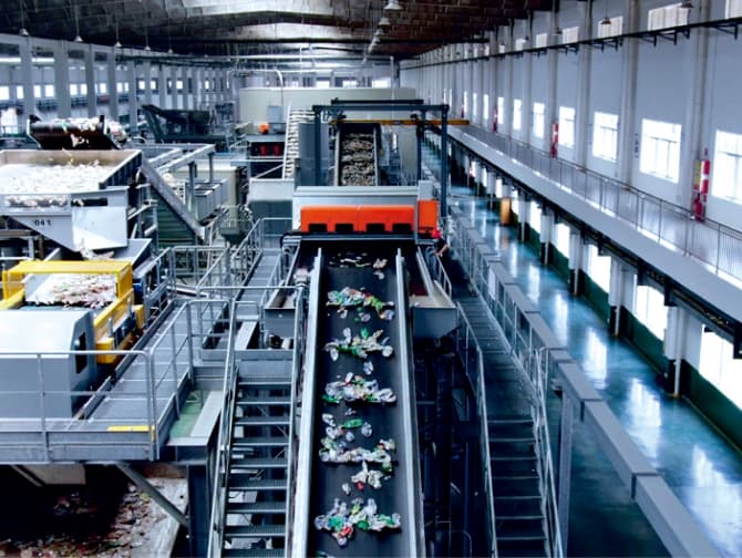 UNIQLO | LifeWear magazine | Unique Clothing