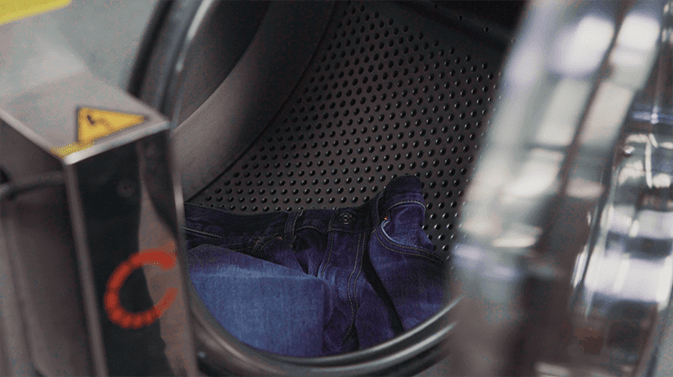 Jeans Innovation Story | UNIQLO EU
