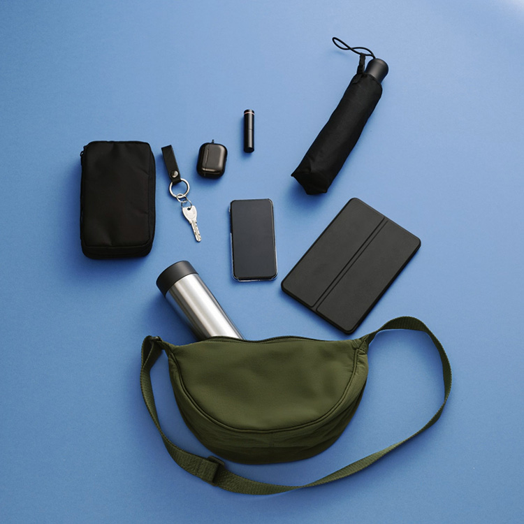 Round Mini Shoulder Bag｜UNIQLO Masterpiece