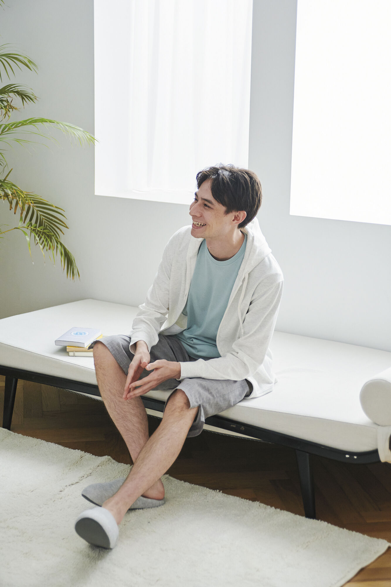 Multitasking T-shirts: taking you from day to night | UNIQLO TODAY ...